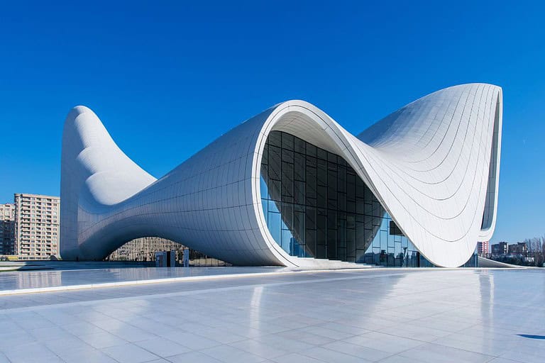 Travel to the Heydar Aliyev Center | The best choise